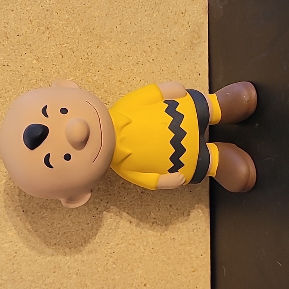Unbranded | Accents | Vintage Charlie Brown Peanuts 95 Ceramic Figurine | Poshmark